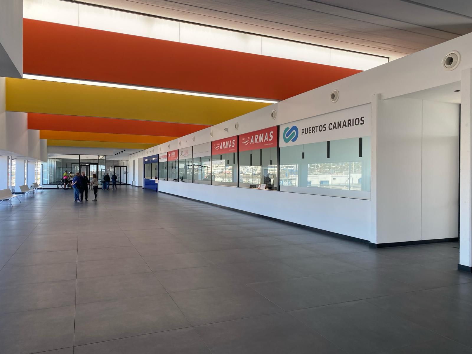 Una nueva terminal de pasajeros se pone en marcha en el Puerto de Playa ...